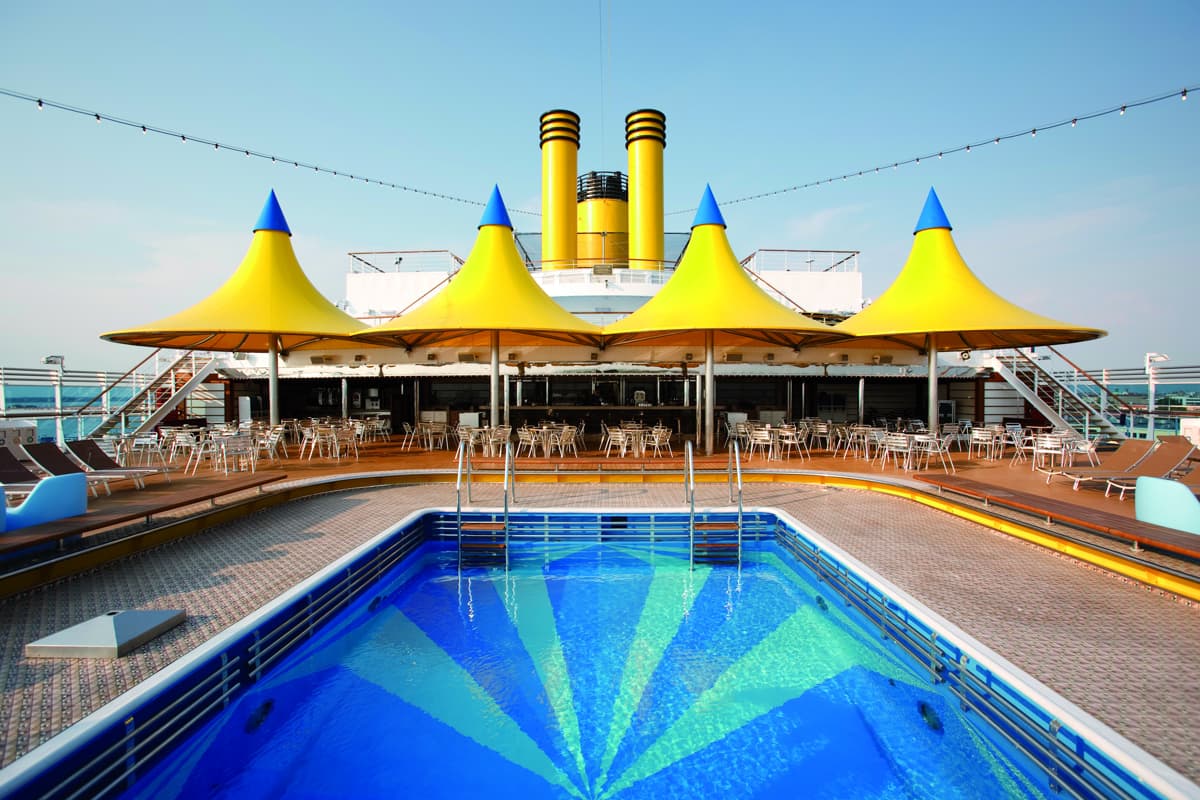 Croisières Costa Luminosa : Tarifs et promos 2023, itinéraires, photos...