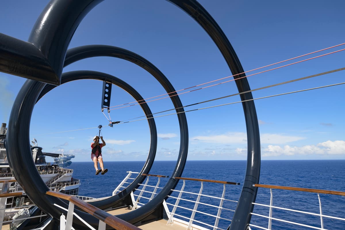 Crociere MSC Seaside : Tariffe e Promo 2022, itinerari, foto...