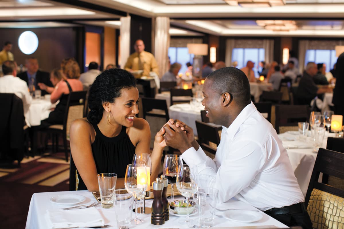 Crociere Norwegian Epic : Tariffe e Promo 2023, itinerari, foto...