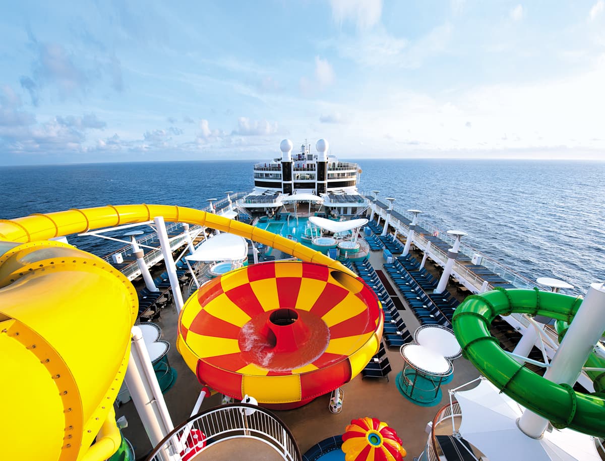 Crociere Norwegian Epic : Tariffe e Promo 2023, itinerari, foto...