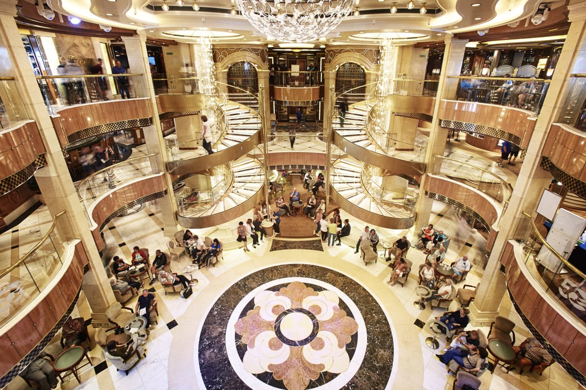 Crociere Royal Princess : Tariffe e Promo 2024, itinerari, foto...